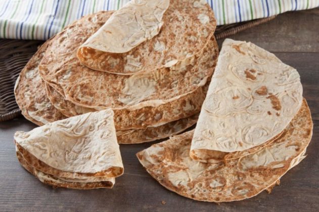 Сколько калорий в лаваше тонком и толстом, бездрожжевом и на дрожжах ...